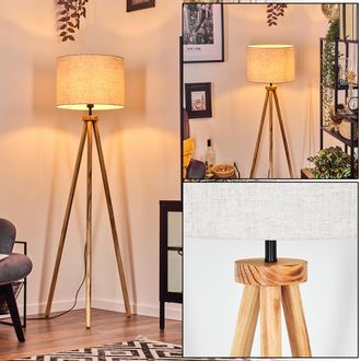 HOFSTEIN Stehleuchte Bassagoda, Stehlampe mit Holzfuß und Schirm aus Stoff, E27, skandinavisches Design, Boho-Style, Höhe 153cm, Ø 40cm, Fußschalter - Wohnzimm