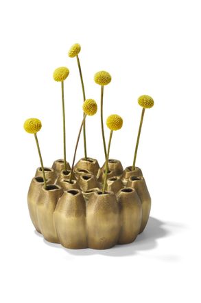 Philippi SAN REMO Vase, Aluminium mit Antik-Messing Finish, 18-Loch Design, 24 x 24 x 12 cm, Moderne Blumenvase f&uuml;r kreative Arrangements