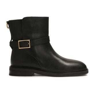 Kazar Schwarze Slip-On-Stiefel aus Naturleder mit dekorativer Schnalle.Dieses Produkt f&auml;llt gro&szlig; aus. - - Shoes - Damen - Schwarzk - 36 EU