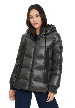 Betty Barclay Damen 7348/1562 Daunenjacke, Waldgr&uuml;n, 40