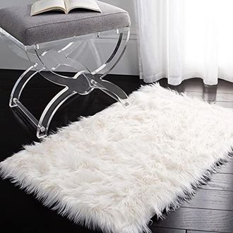Safavieh Modern Teppich für Wohnzimmer, Esszimmer, Schlafzimmer - Faux Fur Collection, Hoher Flor, Elfenbein, 61 X 91 cm
