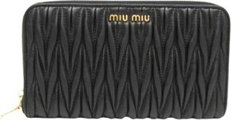 Miu Miu Portefeuille long Pre-owned Matelasse 5M0506 (bi-pli) - Femme - Pre-owned - Noir - Taille: ONE Size