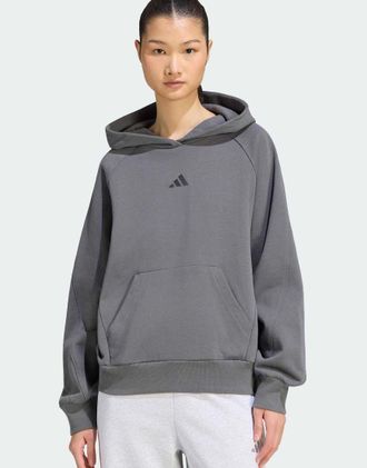 adidas adidas Performance - Adidas Kit - Kapuzenpullover in Grey Five mit kleinem Logo-Grau