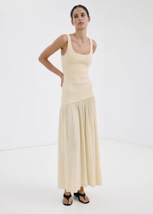 Mango Robe en maille &agrave; coupe asym&eacute;trique vanille - Femme - XS - MANGO