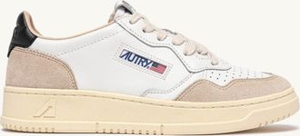 Autry BASKETS MEDALIST LOW EN CUIR BLANC ET NOIR ET DAIM BEIGE