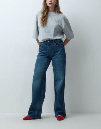 Tommy Jeans Mia Jeans mit mittelhohem Bund, Relaxed Straight Fit, in dunkler Waschung-Marineblau