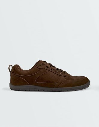 Oysho baskets barefoot multi-activit&eacute; en daim marron