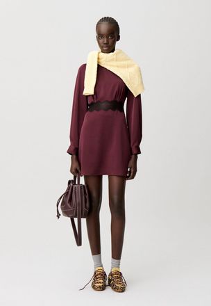 Claudie Pierlot Kurzes flie&szlig;endes Kleid aus Satin