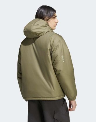 adidas Terrex Multi Primaloft - Isolierte Kapuzenjacke in Olive Strata-Gr&uuml;n