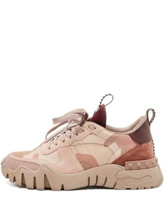 Valentino Garavani baskets &agrave; motif camouflage - Rose