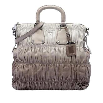 Prada Pre-owned Sac seau en cuir pliss&eacute; - Femme - Pre-owned - Beige - Taille: ONE Size