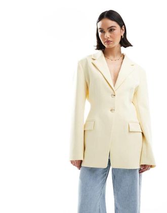 Asos Eleganter Blazer in Buttermilch mit geraffter Taille-Gelb