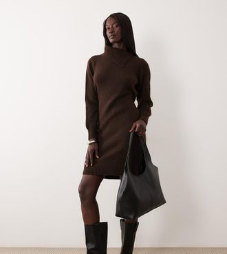 Vero Moda Tall robe courte en maille &agrave; manches longues, col fendu, &agrave; taille nou&eacute;e, chocolat-Marron