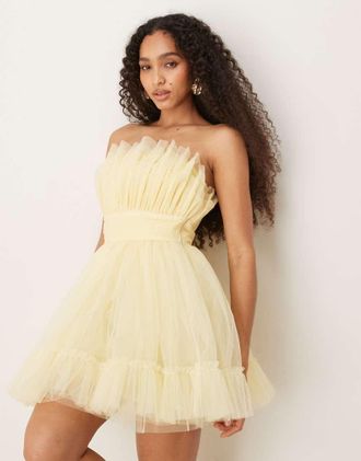 Lace & Beads Robe bandeau courte structur&eacute;e en tulle - Citron-Jaune