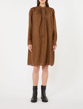 Max Mara Robe chemise courte en soie &agrave; imprim&eacute; monogramme et col mao