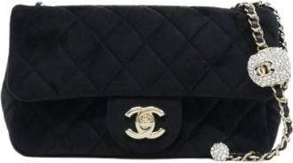 Chanel Sac bandouli&egrave;re en velours pr&eacute;-poss&eacute;d&eacute; - Femme - Pre-owned - Noir - Taille: ONE Size