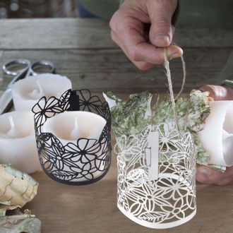 Artibetter 50 St&uuml;ck Silberne Zylindrische Papierlampenschirme mit Laser Hohlschnitt Dekorative Kerzenhalter Manschetten f&uuml;r Warmes Licht Einfach Montierbar Wohnr