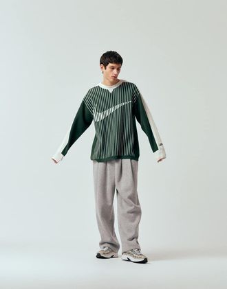 Nike Club - Sweat en maille - Vert fonc&eacute; et blanc