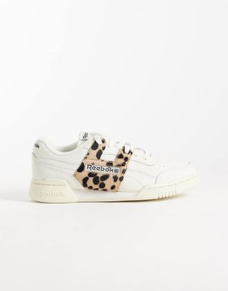 Reebok Workout Damen-Sneaker in Wei&szlig; mit Leopardenmuster-Details