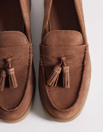 Asos Mocassins en daim &agrave; pampilles et semelle en caoutchouc - Fauve-Brown