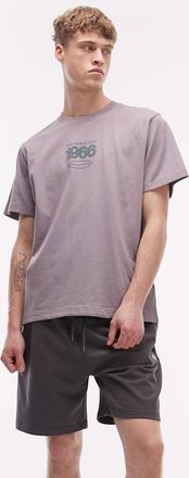 The North Face Essential - Short oversize l&eacute;ger &agrave; logo - Gris fonc&eacute;