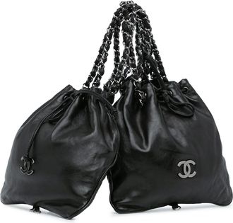 Chanel Crossbody Bags - CC Calfskin Dual Twin Chain Handbag - Gr. unisize - in Schwarz - f&uuml;r Damen