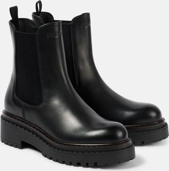 Prada Chelsea Boots aus Leder
