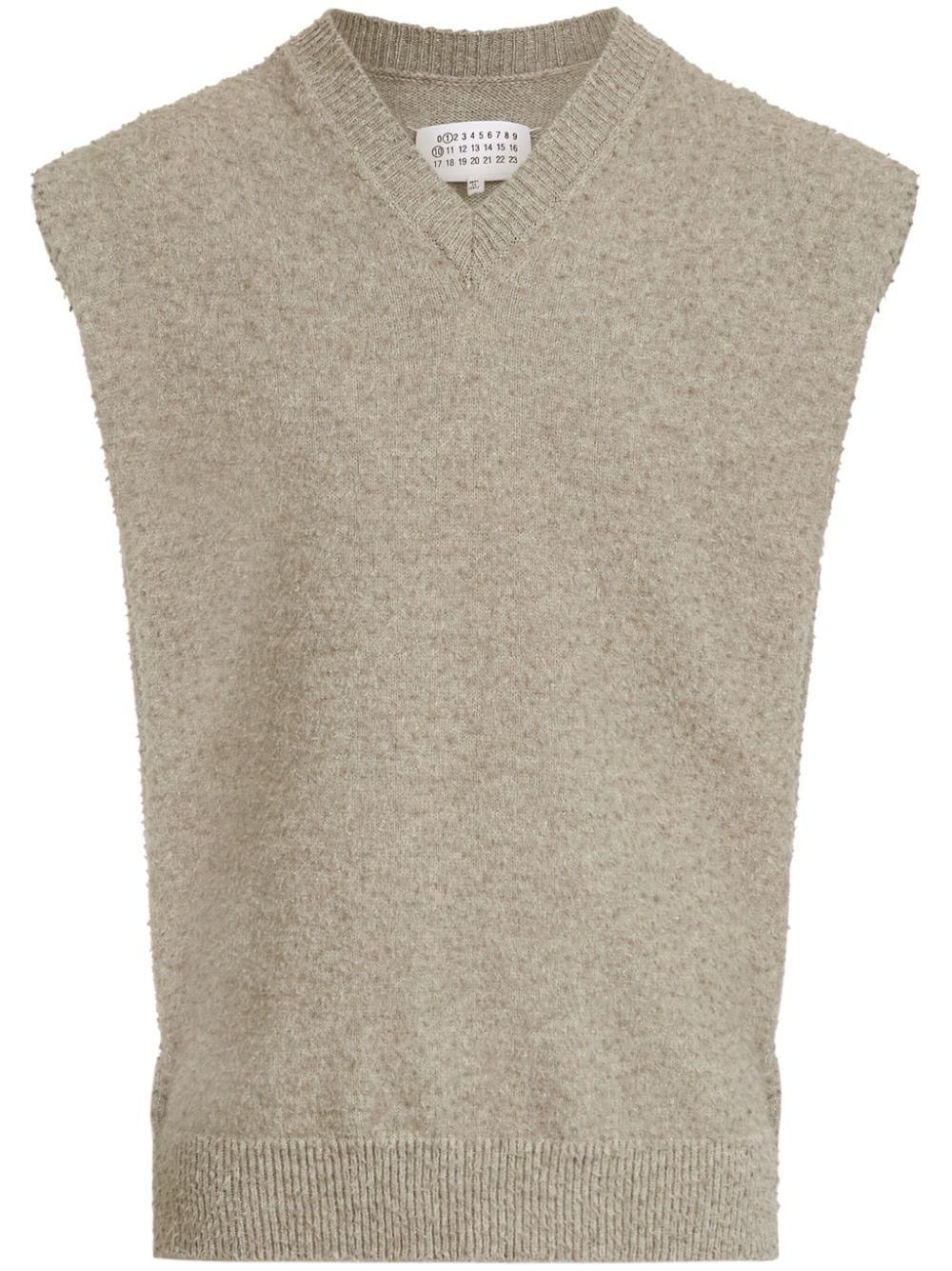 Men's Maison Margiela Knitted Vests - up to −53% | Stylight Men's Maison Margiela Knitted Vests - up to −53% | Stylight