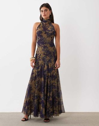 Asos robe longue &agrave; col halter volumineuse avec &eacute;charpe &agrave; imprim&eacute; floral baroque-Multi
