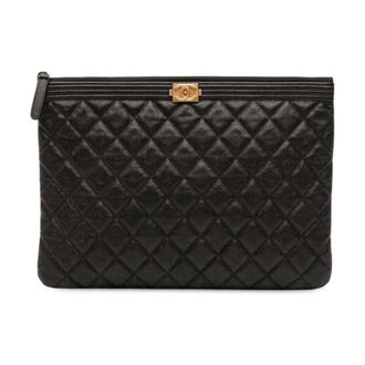 Chanel Pre-owned Pochette zipp&eacute;e matelass&eacute;e - Femme - Pre-owned - Noir - Taille: ONE Size