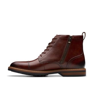 Clarks Schn&uuml;rboots Aldwin Cap