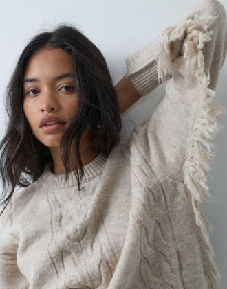 Asos Strickpullover mit Fransen und Zopfmuster in Braun-Neutral
