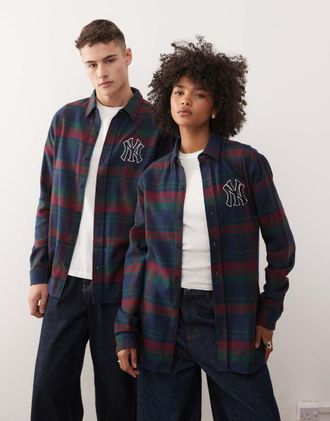 New Era NY Yankees - Langärmliges, blau kariertes Hemd mit Logo