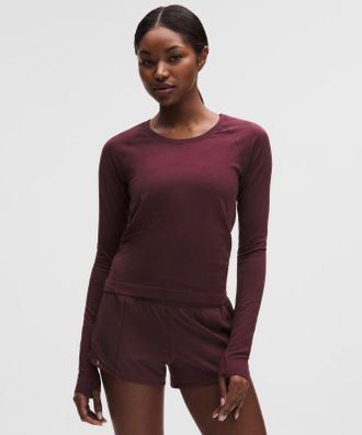 lululemon Swiftly Tech Langarmshirt 2.0 Taillenl&auml;nge f&uuml;r Frauen - Gr&ouml;&szlig;e 18 in Burgundy Bay