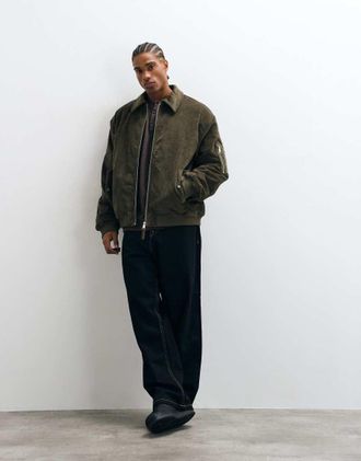 Asos bomber oversize en velours c&ocirc;tel&eacute; kaki-Vert