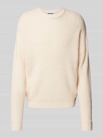 Review Strickpullover mit Rundhalsausschnitt