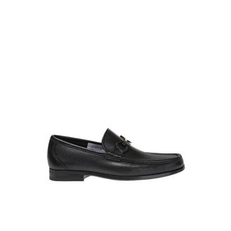 Ferragamo Homme, Chaussures, Noir, Taille: 41 1/2 EU Mocassins en cuir grain&eacute;