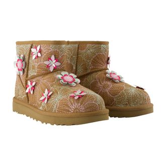 UGG Womens Ankle Boot Brown Calfskin