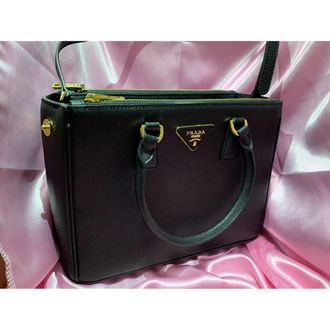 Prada Prada Galleria Crossbody Large Black Leather