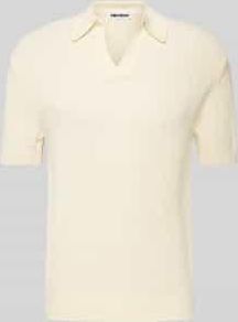 Review Strickshirt mit Polokragen und V-Ausschnitt