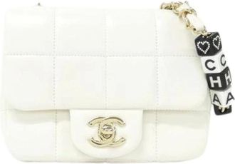 Chanel Sac bandouli&egrave;re en agneau Pre-owned - Femme - Pre-owned - Blanc - Taille: ONE Size