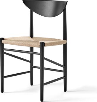 & Tradition Chaise Drawn HM3 en bois & Tradition