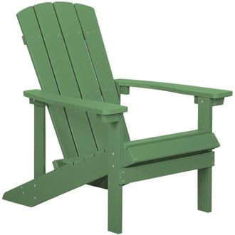 Beliani Chaise Basse Fauteuil de Jardin Effet Bois Vert avec Accoudoirs et Dossier Confortable Mati&egrave;res R&eacute;sitantes pour Terrasse Rustique et Campagne Beliani