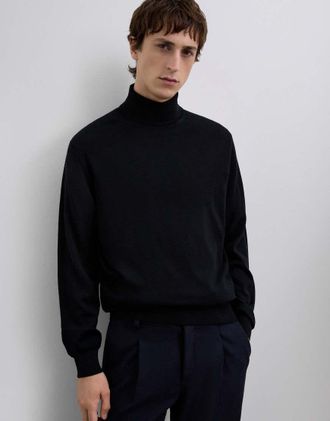 Scalpers Klassischer Rollkragenpullover in Schwarz