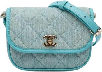 Chanel Pre-owned Sac bandouli&egrave;re matelass&eacute; en jean - Femme - Pre-owned - Bleu - Taille: ONE Size