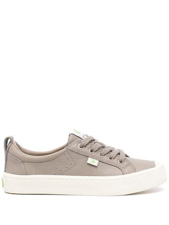 Cariuma OCA Flatform-Sneakers - Grau