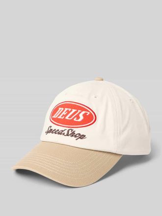 Deus Cap mit Label-Stitching