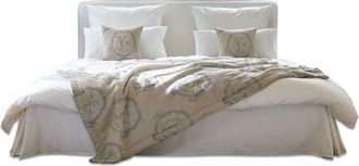 Loberon Bett Aubrianne, stoffbezogener Rahmen, abnehmbare Husse, klassisches Design, Schlafzimmerm&ouml;bel, Baumwolle, Eichenholz, Kiefernholz, wei&szlig;