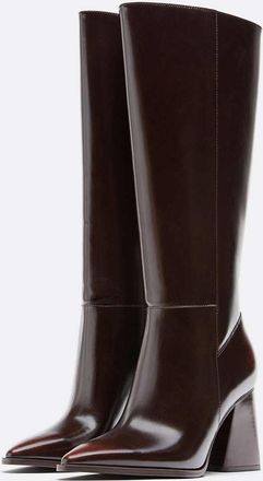 Stradivarius Kniehohe Stiefel in Braun mit hohem Absatz-Brown
