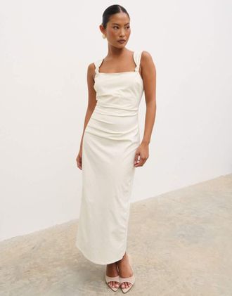 Pretty Lavish Maja - Robe longue en bengaline &agrave; encolure carr&eacute;e et bretelles &agrave; noeud - Cr&egrave;me-Blanc